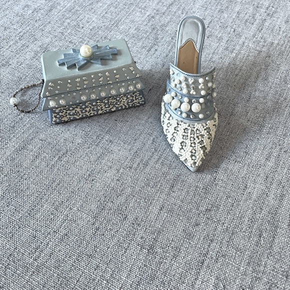 Just The Right Shoe | Other | Just The Right Shoe Frosted Fantasy Shoe ...